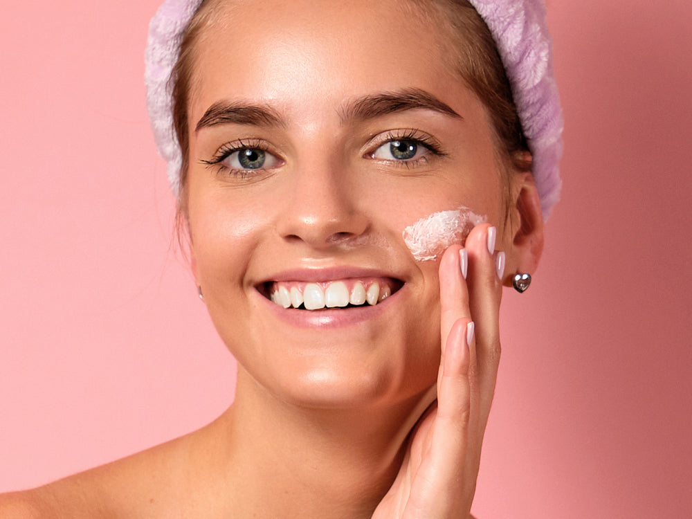 How to Properly Cleanse Your Face – esmi Skin Minerals